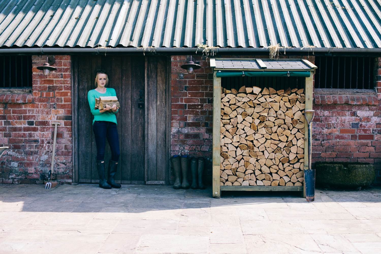 Log store, weathershield and more – Certainly Wood